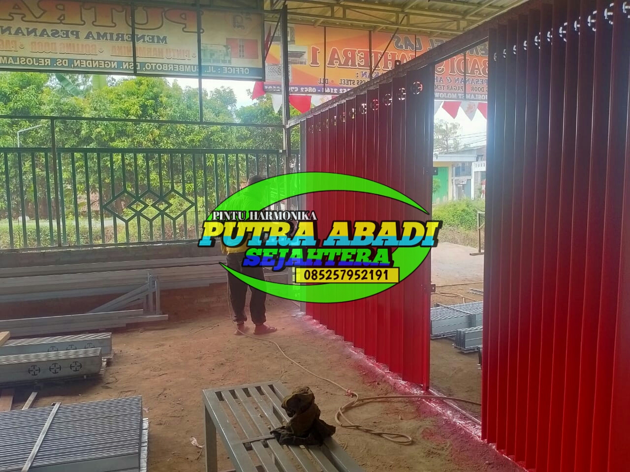 Jenis dan Fungsi Pintu Besi Harmonika, Kokoh dan Aman untuk Bangunan